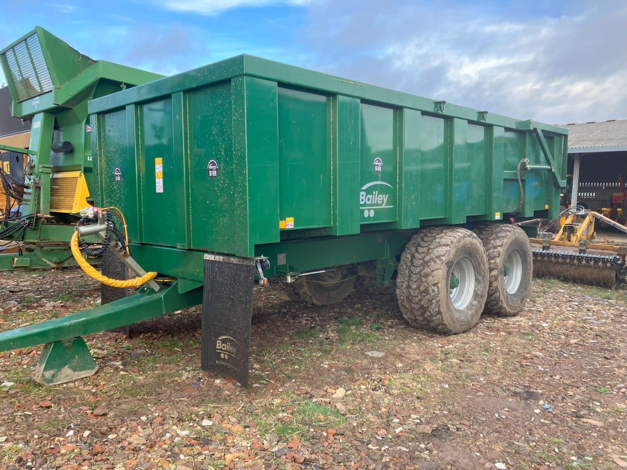 Machinery Collective Sale - Chesterfield Farm, Lichfield, WS14 0EH ...